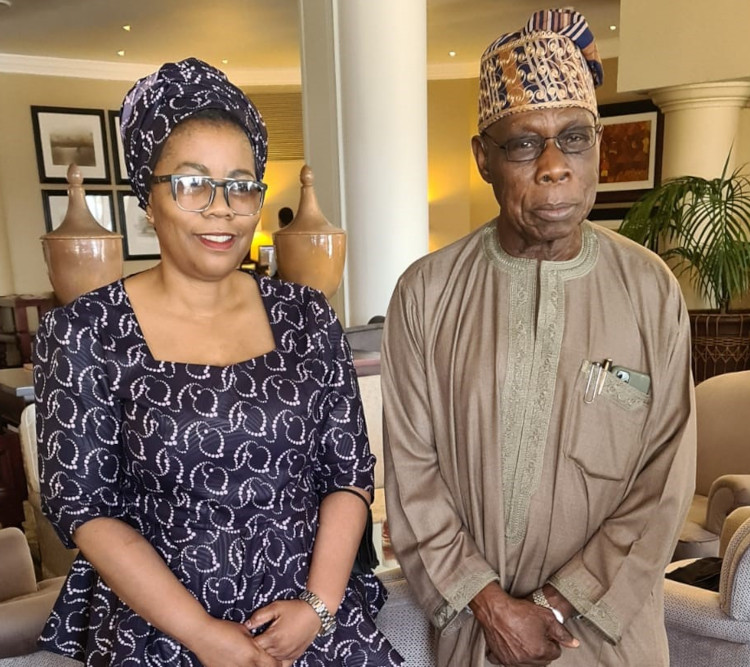 Unisa Vice-Chancellor meets with former Nigerian President